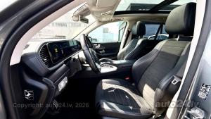 Pelēks Mercedes-Benz GLE-Class 2020 Tallina, ar dzinēja tilpumu 3.00 L un nobraukumu 105 tūkst. km par 44890 €, foto 21 vietnē AUTOMOTO.COM.LV