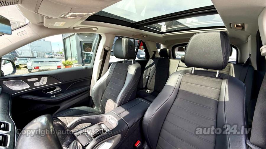 Pelēks Mercedes-Benz GLE-Class 2020 Tallina, ar dzinēja tilpumu 3.00 L un nobraukumu 105 tūkst. km par 44890 €, foto 22 vietnē AUTOMOTO.COM.LV
