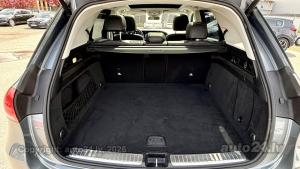 Pelēks Mercedes-Benz GLE-Class 2020 Tallina, ar dzinēja tilpumu 3.00 L un nobraukumu 105 tūkst. km par 44890 €, foto 31 vietnē AUTOMOTO.COM.LV