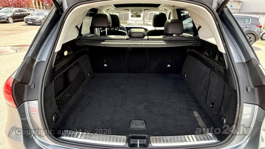 Pelēks Mercedes-Benz GLE-Class 2020 Tallina, ar dzinēja tilpumu 3.00 L un nobraukumu 105 tūkst. km par 44890 €, foto 31 vietnē AUTOMOTO.COM.LV