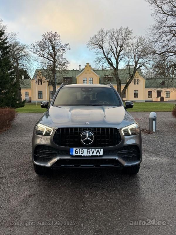 Grey Mercedes-Benz GLE-Class 2021 in Tallinn, with an engine capacity of 0.00 L and mileage of 157 thousand km for 51900 €, photo 1 on AUTOMOTO.COM.LV