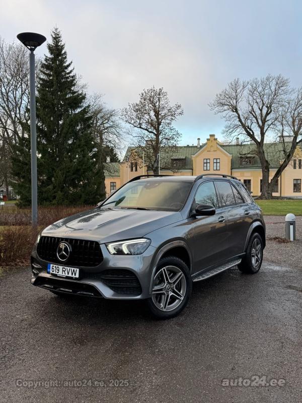Grey Mercedes-Benz GLE-Class 2021 in Tallinn, with an engine capacity of 0.00 L and mileage of 157 thousand km for 51900 €, photo 2 on AUTOMOTO.COM.LV