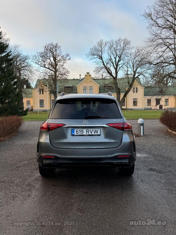 Grey Mercedes-Benz GLE-Class 2021 in Tallinn, with an engine capacity of 0.00 L and mileage of 157 thousand km for 51900 €, photo 4 on AUTOMOTO.COM.LV