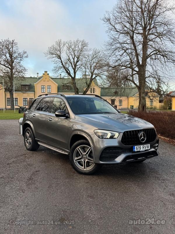 Grey Mercedes-Benz GLE-Class 2021 in Tallinn, with an engine capacity of 0.00 L and mileage of 157 thousand km for 51900 €, photo 6 on AUTOMOTO.COM.LV