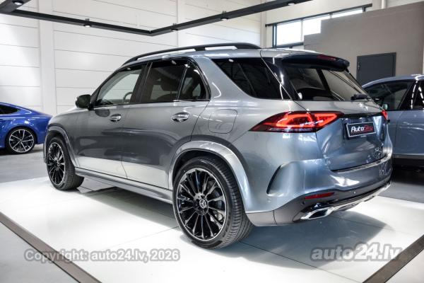 Pelēks Mercedes-Benz GLE-Class 2022 Tallina, ar dzinēja tilpumu 2.00 L un nobraukumu 68 tūkst. km par 68000 €, foto 2 vietnē AUTOMOTO.COM.LV