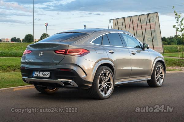 Pelēks Mercedes-Benz GLE-Class 2022 Rakvere, ar dzinēja tilpumu 2.00 L un nobraukumu 79 tūkst. km par 69900 €, foto 4 vietnē AUTOMOTO.COM.LV