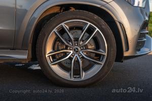 Grey Mercedes-Benz GLE-Class 2022 in Rakvere, with an engine capacity of 2.00 L and mileage of 79 thousand km for 69900 €, photo 10 on AUTOMOTO.COM.LV