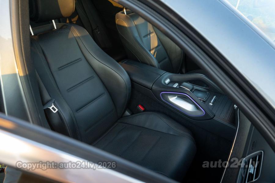 Grey Mercedes-Benz GLE-Class 2022 in Rakvere, with an engine capacity of 2.00 L and mileage of 79 thousand km for 69900 €, photo 13 on AUTOMOTO.COM.LV