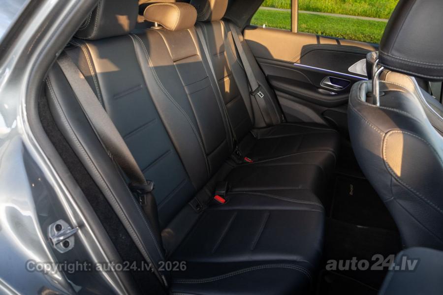Grey Mercedes-Benz GLE-Class 2022 in Rakvere, with an engine capacity of 2.00 L and mileage of 79 thousand km for 69900 €, photo 14 on AUTOMOTO.COM.LV