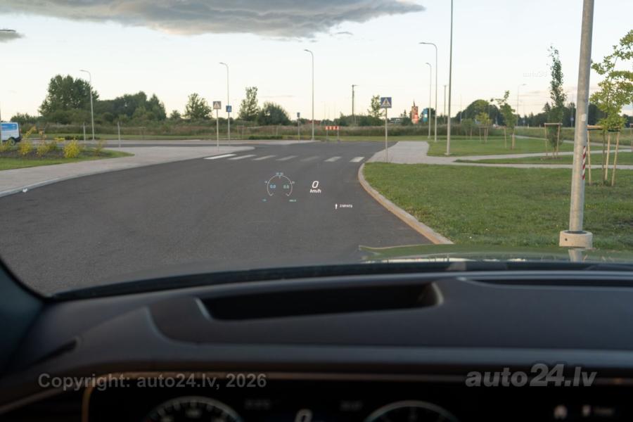 Grey Mercedes-Benz GLE-Class 2022 in Rakvere, with an engine capacity of 2.00 L and mileage of 79 thousand km for 69900 €, photo 20 on AUTOMOTO.COM.LV