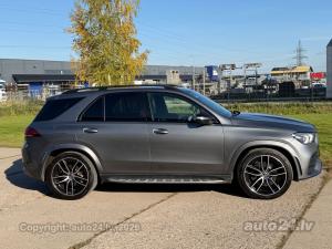 Pelēks Mercedes-Benz GLE-Class 2023 Tallina, ar dzinēja tilpumu 2.90 L un nobraukumu 105 tūkst. km par 68000 €, foto 4 vietnē AUTOMOTO.COM.LV