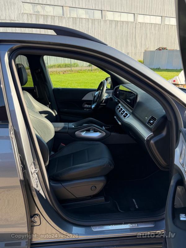 Pelēks Mercedes-Benz GLE-Class 2023 Tallina, ar dzinēja tilpumu 2.90 L un nobraukumu 105 tūkst. km par 68000 €, foto 11 vietnē AUTOMOTO.COM.LV