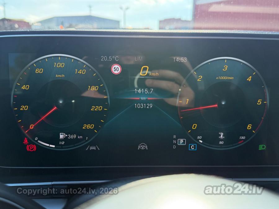Pelēks Mercedes-Benz GLE-Class 2023 Tallina, ar dzinēja tilpumu 2.90 L un nobraukumu 105 tūkst. km par 68000 €, foto 19 vietnē AUTOMOTO.COM.LV