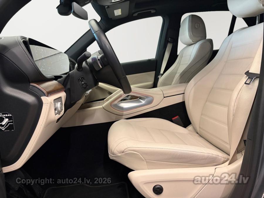 Pelēks Mercedes-Benz GLE-Class 2025 Tallina, ar dzinēja tilpumu 3.00 L un nobraukumu 28 tūkst. km par 81900 €, foto 6 vietnē AUTOMOTO.COM.LV