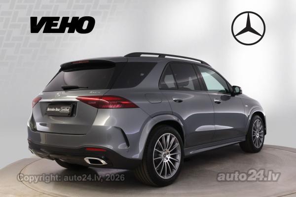 Pelēks Mercedes-Benz GLE-Class 2026 Tallina, ar dzinēja tilpumu 2.00 L un nobraukumu 100 tūkst. km par 86699 €, foto 5 vietnē AUTOMOTO.COM.LV