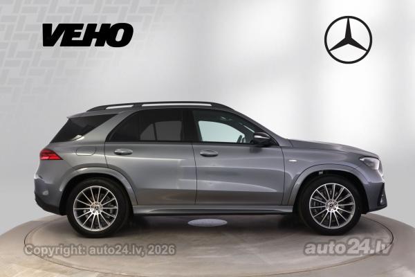 Pelēks Mercedes-Benz GLE-Class 2026 Tallina, ar dzinēja tilpumu 2.00 L un nobraukumu 100 tūkst. km par 86699 €, foto 6 vietnē AUTOMOTO.COM.LV