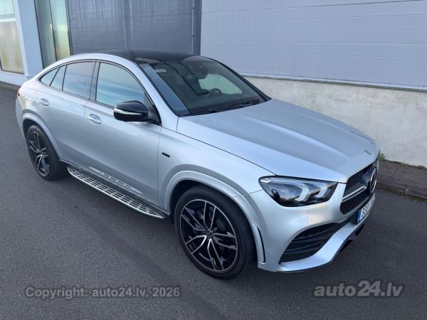 Pelēks Mercedes-Benz GLE-Class 2020 Tallina, ar dzinēja tilpumu 2.00 L un nobraukumu 156 tūkst. km par 49900 €, foto 5 vietnē AUTOMOTO.COM.LV