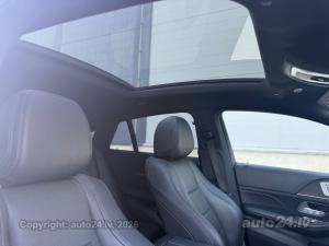 Pelēks Mercedes-Benz GLE-Class 2020 Tallina, ar dzinēja tilpumu 2.00 L un nobraukumu 156 tūkst. km par 49900 €, foto 19 vietnē AUTOMOTO.COM.LV