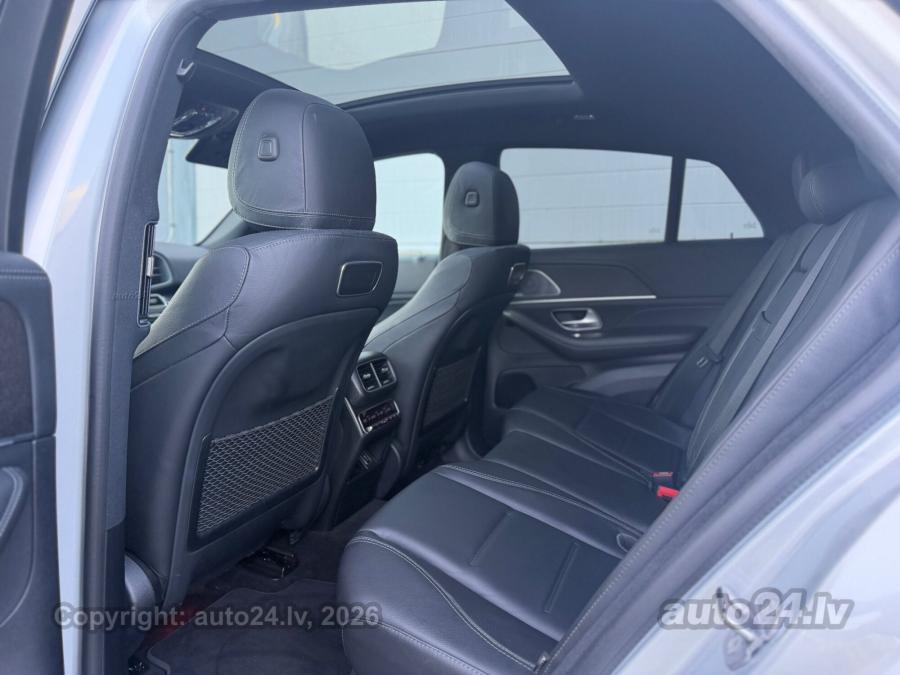 Pelēks Mercedes-Benz GLE-Class 2020 Tallina, ar dzinēja tilpumu 2.00 L un nobraukumu 156 tūkst. km par 49900 €, foto 21 vietnē AUTOMOTO.COM.LV