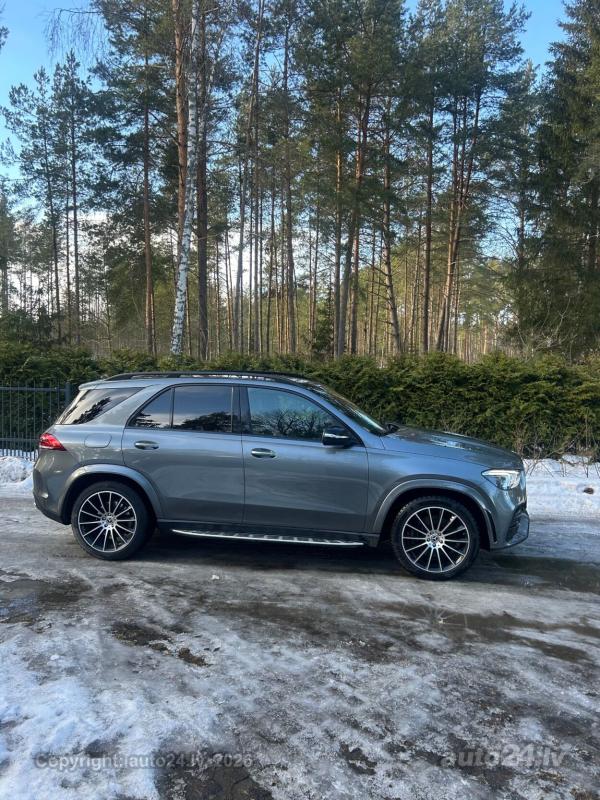 Grey Mercedes-Benz GLE-Class 2021 in Rakvere, with an engine capacity of 2.90 L and mileage of 78 thousand km for 62000 €, photo 3 on AUTOMOTO.COM.LV