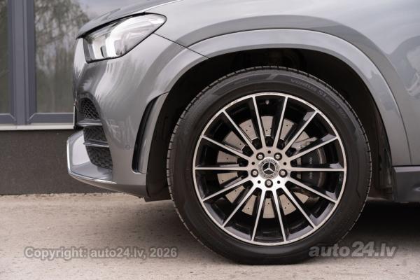 Grey Mercedes-Benz GLE-Class 2021 in Tallinn, with an engine capacity of 2.90 L and mileage of 49 thousand km for 71900 €, photo 5 on AUTOMOTO.COM.LV