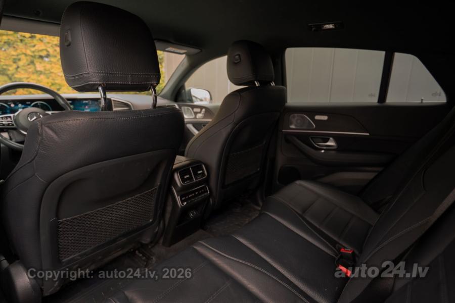 Grey Mercedes-Benz GLE-Class 2021 in Tallinn, with an engine capacity of 2.90 L and mileage of 49 thousand km for 71900 €, photo 11 on AUTOMOTO.COM.LV