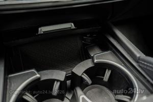Grey Mercedes-Benz GLE-Class 2021 in Tallinn, with an engine capacity of 2.90 L and mileage of 49 thousand km for 71900 €, photo 19 on AUTOMOTO.COM.LV
