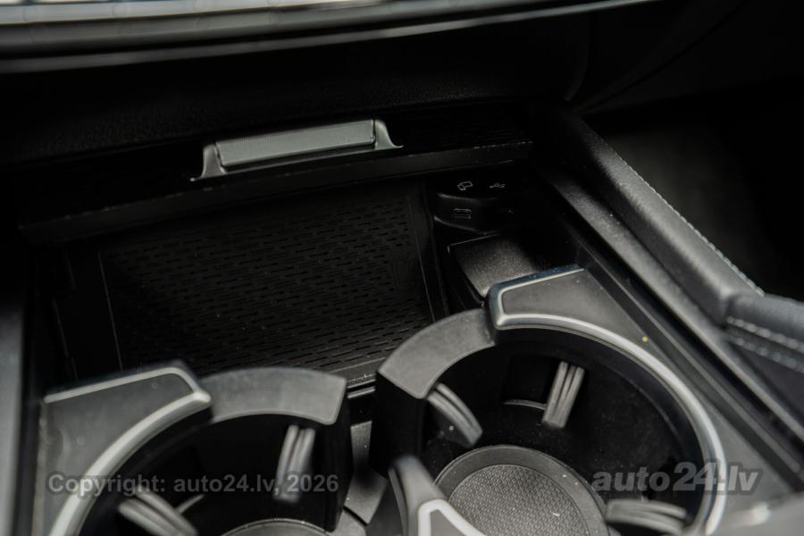 Grey Mercedes-Benz GLE-Class 2021 in Tallinn, with an engine capacity of 2.90 L and mileage of 49 thousand km for 71900 €, photo 19 on AUTOMOTO.COM.LV