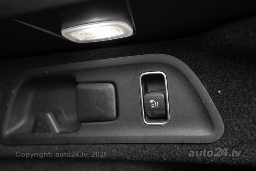 Grey Mercedes-Benz GLE-Class 2021 in Tallinn, with an engine capacity of 2.90 L and mileage of 49 thousand km for 71900 €, photo 21 on AUTOMOTO.COM.LV