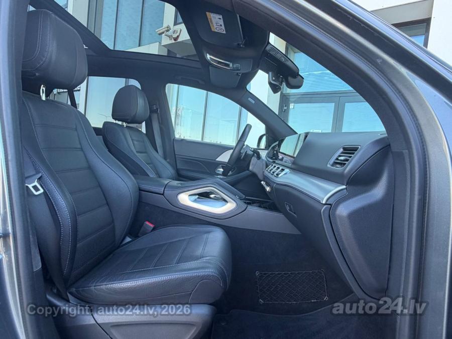 Pelēks Mercedes-Benz GLE-Class 2021 Tallina, ar dzinēja tilpumu 2.00 L un nobraukumu 189 tūkst. km par 49900 €, foto 15 vietnē AUTOMOTO.COM.LV