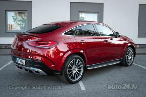 Sarkans Mercedes-Benz GLE-Class 2021 Tallina, ar dzinēja tilpumu 2.90 L un nobraukumu 86 tūkst. km par 69000 €, foto 5 vietnē AUTOMOTO.COM.LV