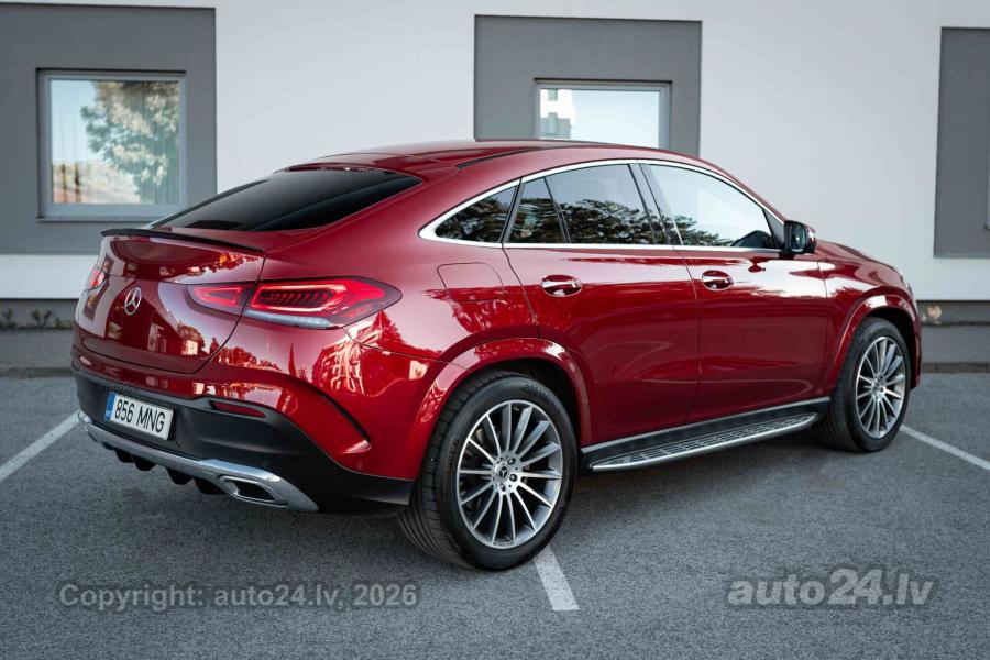 Sarkans Mercedes-Benz GLE-Class 2021 Tallina, ar dzinēja tilpumu 2.90 L un nobraukumu 86 tūkst. km par 69000 €, foto 5 vietnē AUTOMOTO.COM.LV