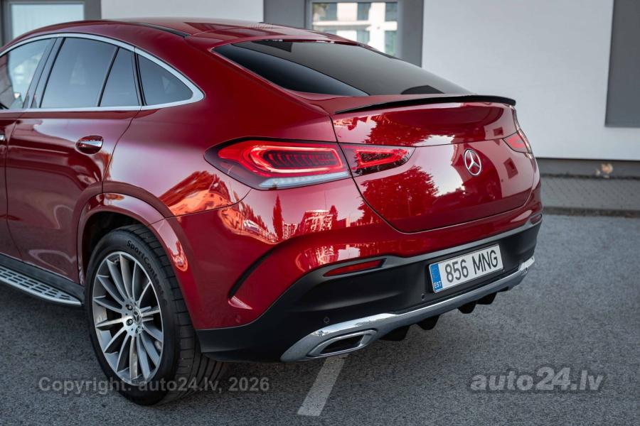 Sarkans Mercedes-Benz GLE-Class 2021 Tallina, ar dzinēja tilpumu 2.90 L un nobraukumu 86 tūkst. km par 69000 €, foto 12 vietnē AUTOMOTO.COM.LV