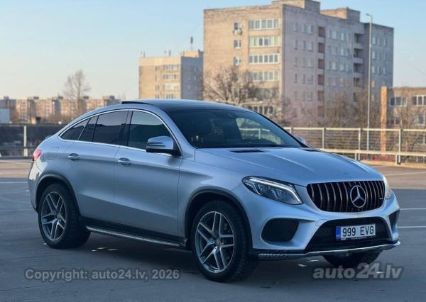 Mercedes-Benz GLE-Class 2015 in Narva, with an engine capacity of 3.00 L and mileage of 271 thousand km for 29900 €, photo 4 on AUTOMOTO.COM.LV