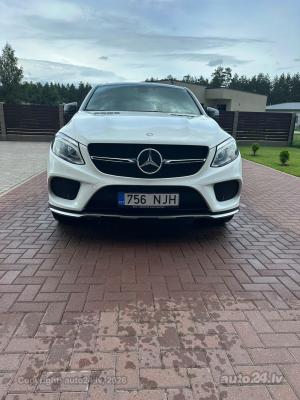 Balts Mercedes-Benz GLE-Class 2016 Tallina, ar dzinēja tilpumu 3.00 L un nobraukumu 141 tūkst. km par 32500 €, foto 8 vietnē AUTOMOTO.COM.LV