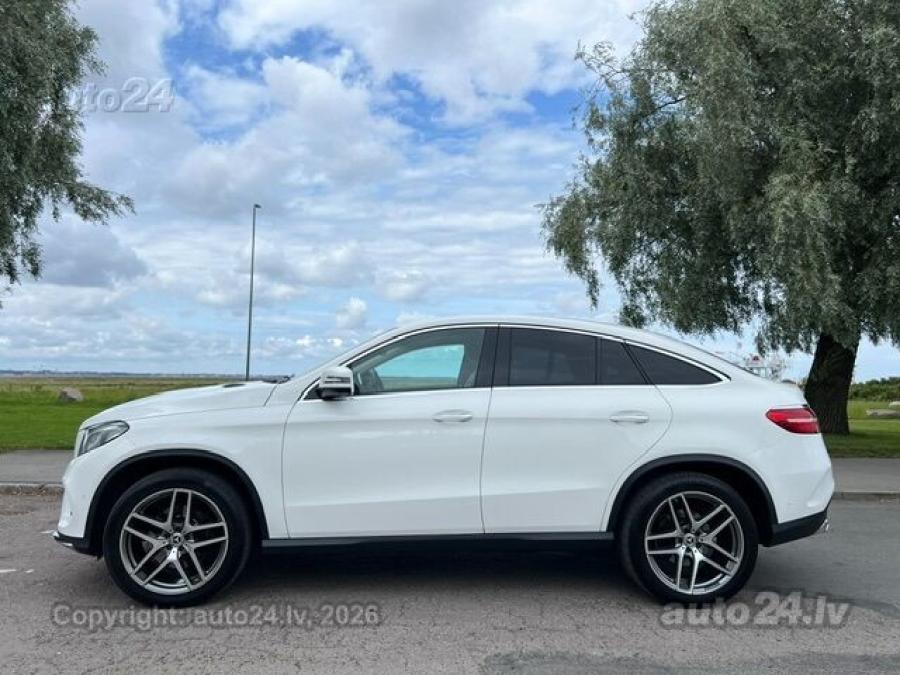 Белый Мерседес ГЛЕ-Класс 2019 в Таллин, объемом двигателя 3.00 л и пробегом 164 тыс. км за 38900 €, фото 1 на AUTOMOTO.COM.LV