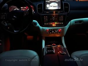 Белый Мерседес ГЛЕ-Класс 2019 в Таллин, объемом двигателя 3.00 л и пробегом 164 тыс. км за 38900 €, фото 22 на AUTOMOTO.COM.LV