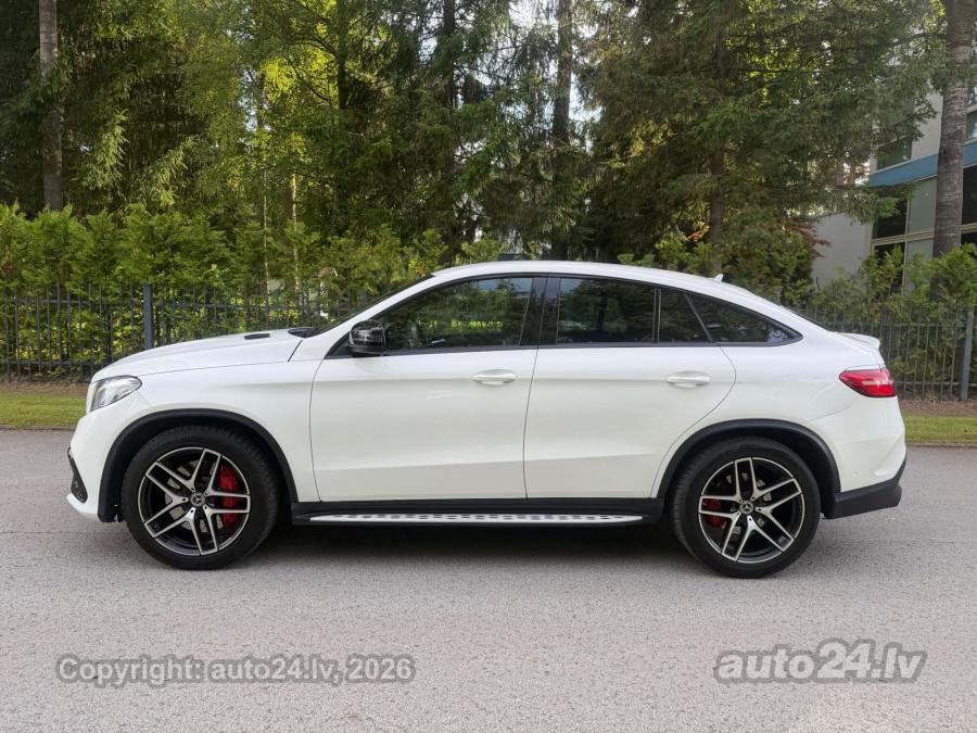 Balts Mercedes-Benz GLE-Class 2015 Tallina, ar dzinēja tilpumu 3.00 L un nobraukumu 178 tūkst. km par 33750 €, foto 3 vietnē AUTOMOTO.COM.LV