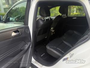 Balts Mercedes-Benz GLE-Class 2015 Tallina, ar dzinēja tilpumu 3.00 L un nobraukumu 178 tūkst. km par 33750 €, foto 14 vietnē AUTOMOTO.COM.LV