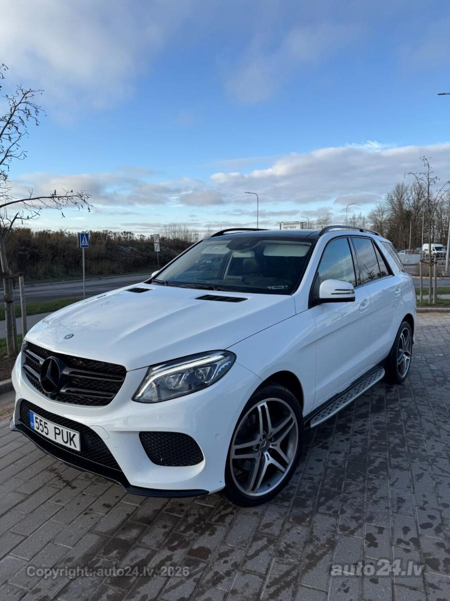 White Mercedes-Benz GLE-Class 2017 in Tartu, with an engine capacity of 3.00 L and mileage of 200 thousand km for 26300 €, photo 1 on AUTOMOTO.COM.LV