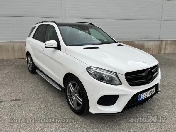White Mercedes-Benz GLE-Class 2017 in Tartu, with an engine capacity of 3.00 L and mileage of 200 thousand km for 26300 €, photo 3 on AUTOMOTO.COM.LV