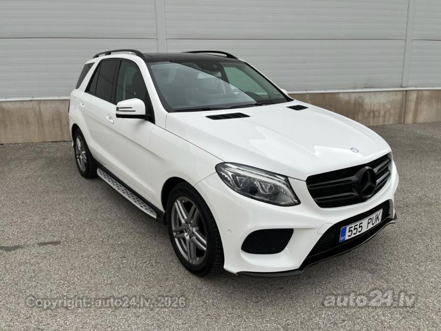 White Mercedes-Benz GLE-Class 2017 in Tartu, with an engine capacity of 3.00 L and mileage of 200 thousand km for 26300 €, photo 7 on AUTOMOTO.COM.LV