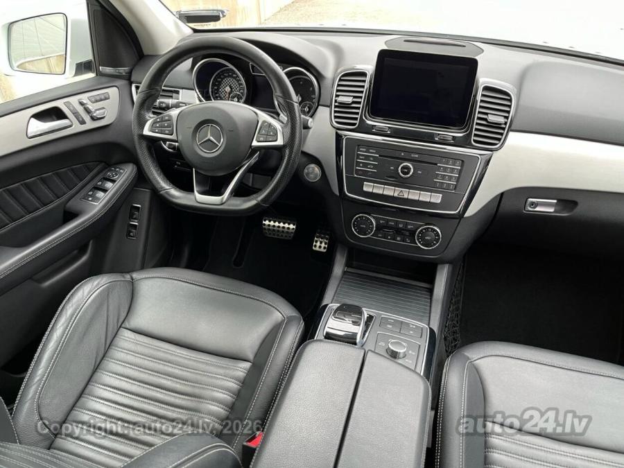 White Mercedes-Benz GLE-Class 2017 in Tartu, with an engine capacity of 3.00 L and mileage of 200 thousand km for 26300 €, photo 12 on AUTOMOTO.COM.LV