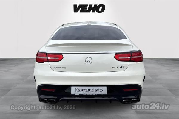 Balts Mercedes-Benz GLE-Class 2017 Pērnava, ar dzinēja tilpumu 3.00 L un nobraukumu 152 tūkst. km par 32500 €, foto 6 vietnē AUTOMOTO.COM.LV
