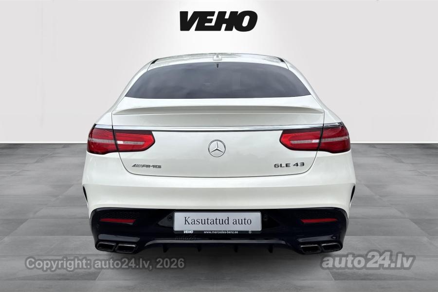 Balts Mercedes-Benz GLE-Class 2017 Pērnava, ar dzinēja tilpumu 3.00 L un nobraukumu 152 tūkst. km par 32500 €, foto 7 vietnē AUTOMOTO.COM.LV