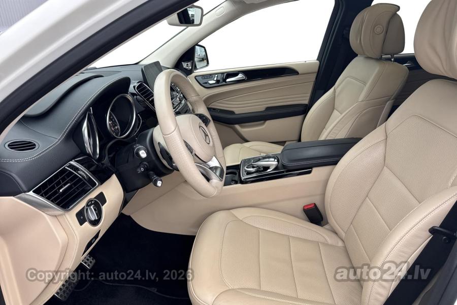 Balts Mercedes-Benz GLE-Class 2017 Pērnava, ar dzinēja tilpumu 3.00 L un nobraukumu 152 tūkst. km par 32500 €, foto 10 vietnē AUTOMOTO.COM.LV