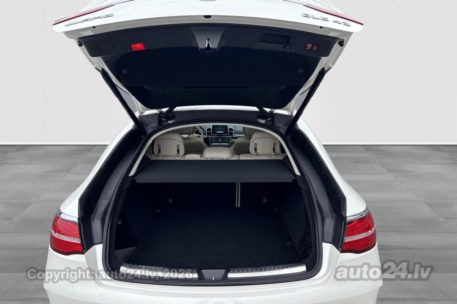Balts Mercedes-Benz GLE-Class 2017 Pērnava, ar dzinēja tilpumu 3.00 L un nobraukumu 152 tūkst. km par 32500 €, foto 19 vietnē AUTOMOTO.COM.LV