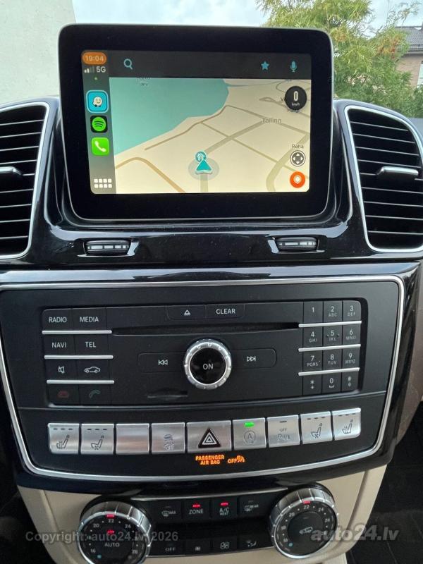 Balts Mercedes-Benz GLE-Class 2017 Tallina, ar dzinēja tilpumu 3.00 L un nobraukumu 190 tūkst. km par 32500 €, foto 3 vietnē AUTOMOTO.COM.LV