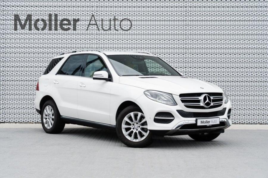 Balts Mercedes-Benz GLE-Class 2017 Mārupe, ar dzinēja tilpumu 3.00 L un nobraukumu 108 tūkst. km par 27100 €, foto 3 vietnē AUTOMOTO.COM.LV