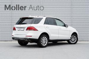 Balts Mercedes-Benz GLE-Class 2017 Mārupe, ar dzinēja tilpumu 3.00 L un nobraukumu 108 tūkst. km par 27100 €, foto 5 vietnē AUTOMOTO.COM.LV